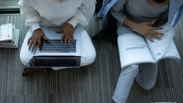 Data Sekunder Penelitian: Pengertian, Contoh, dan Perbedaannya dengan ...